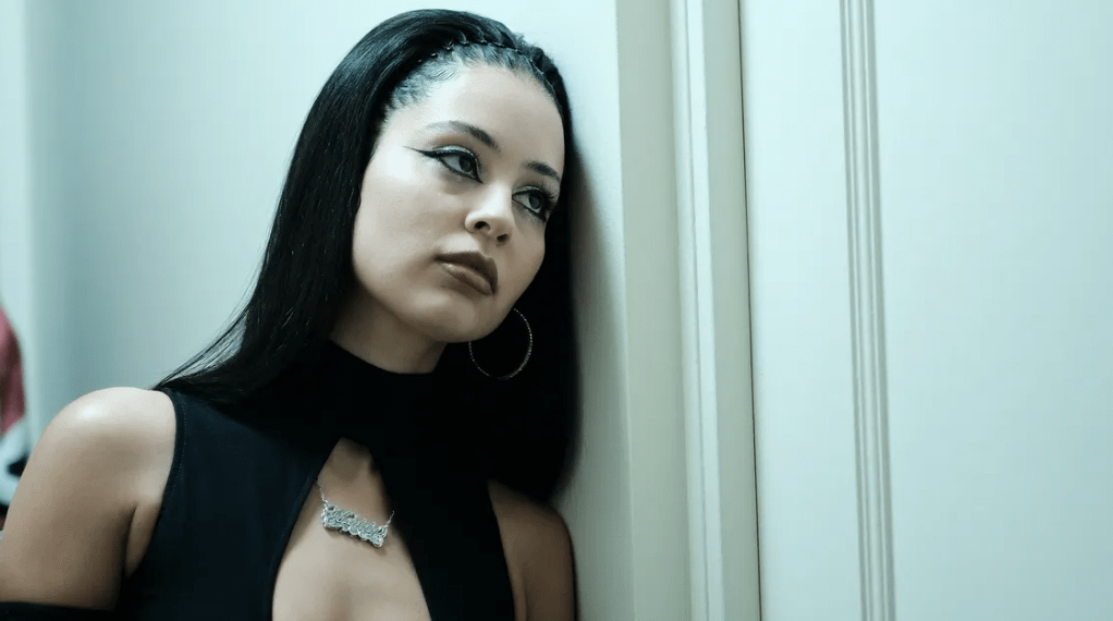 4 (already) iconic makeup looks from Euphoria season 2 – The YouTube ...
